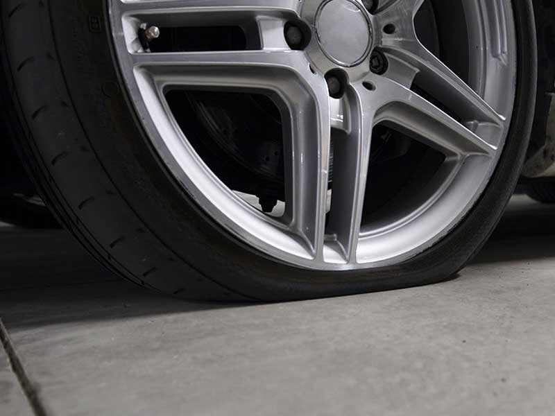 Mengenal Ban Run Flat Tyres: Penyelamat Saat Darurat
